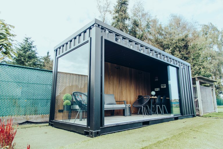 Container lounge te Arendonk - Liv-art.be